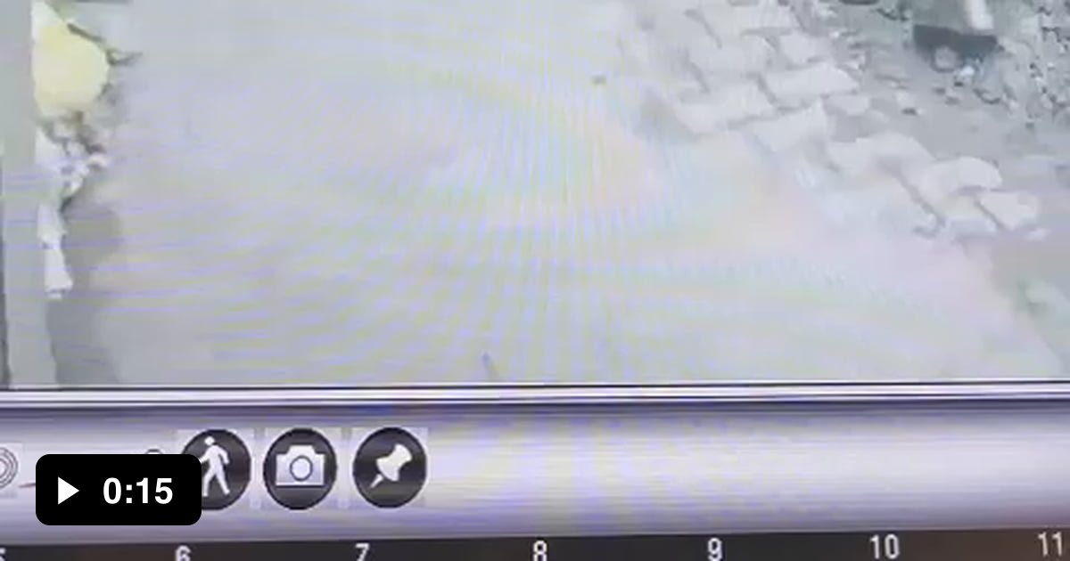 Move b*tch get out the way ! - 9GAG