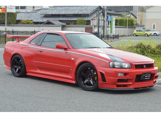Active Red Nissan Skyline GT-R(R34) - 9GAG