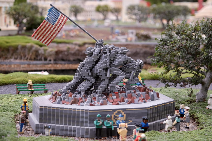 Build depicting the flag raising at Iwo Jima in Miniland, LEGOLAND, CA ...