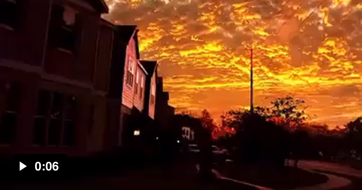 Stunning sunset! This happens because of a phenomenon called Rayleigh ...