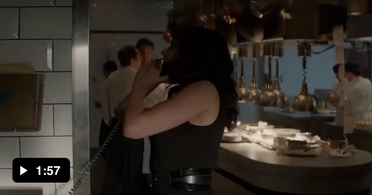 "IT'S MOLTEN!!!" I love this movie. "Chef" - 9GAG