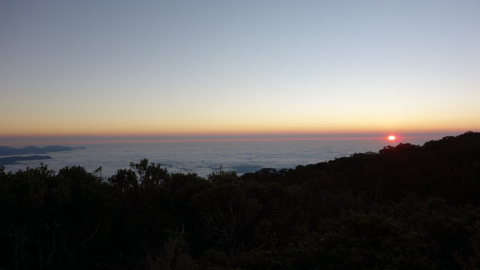 Sunrise with Sea of Clouds at Mt. Napulawan, Hungduan, Philippines - 9GAG