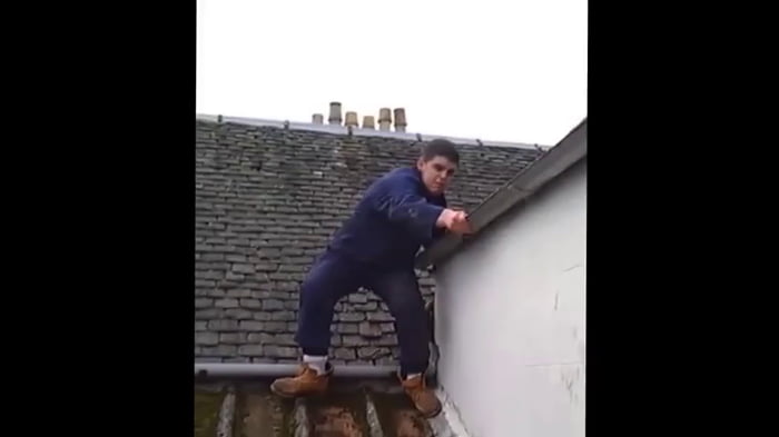 Angry Scottish Guy On A Roof (Subtitled) - 9GAG