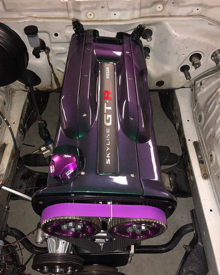 Midnight purple RB26 engine. - 9GAG