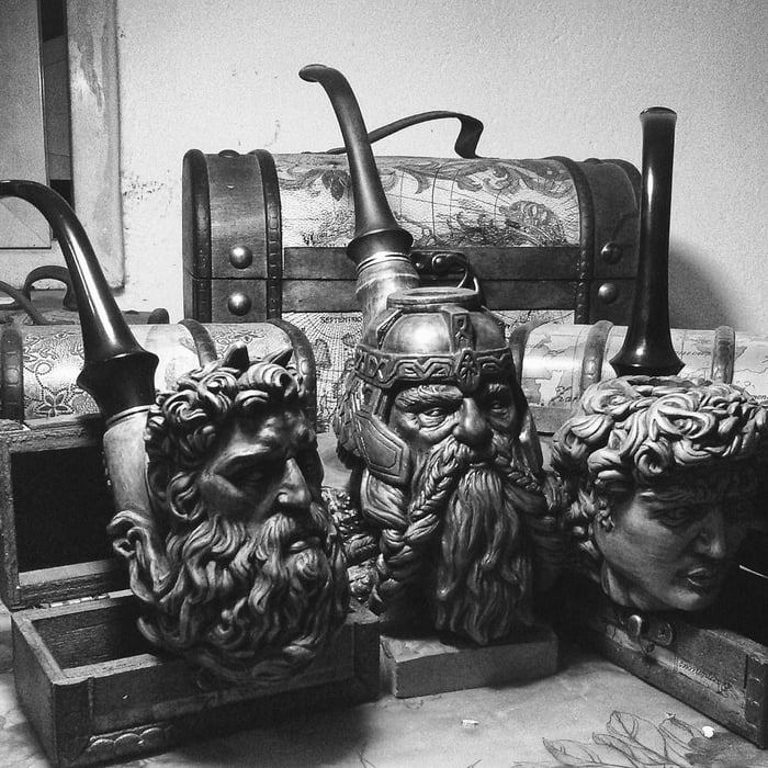 I have created these characters as a smoking pipes .... Michelangelo's ...