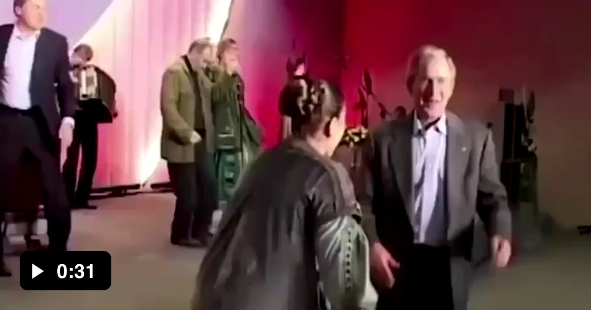 George W. Bush dancing to a Russian folk song with Vladimir Putin in ...
