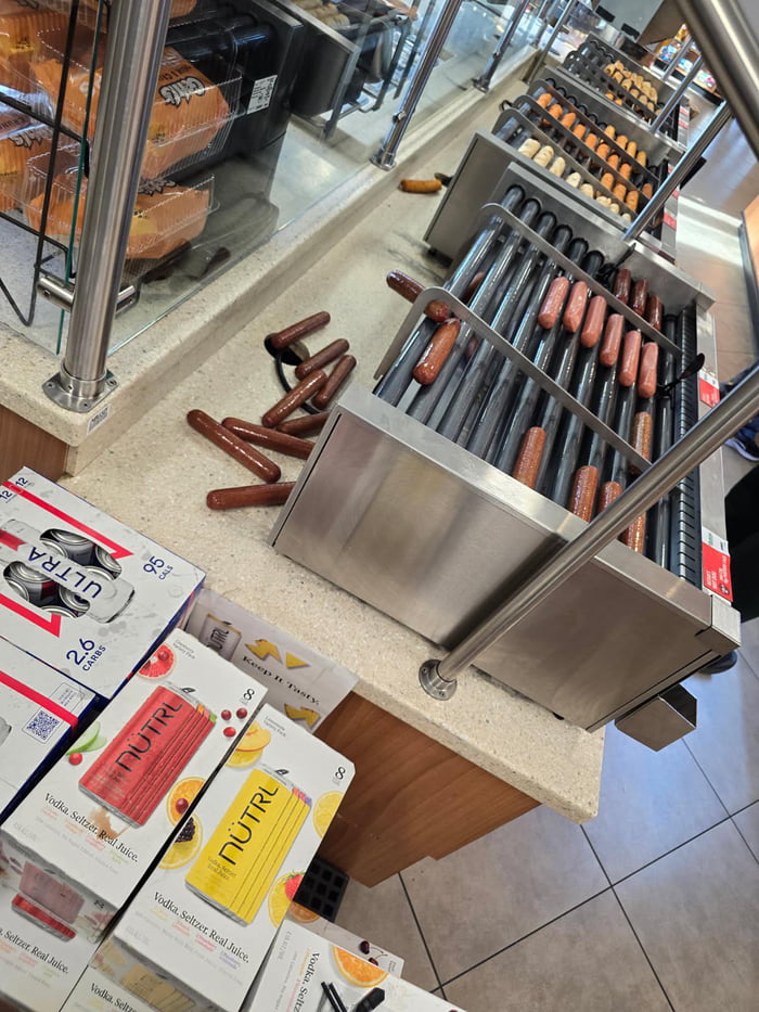 Yeah boss, rollers selling like crazy! - 9GAG