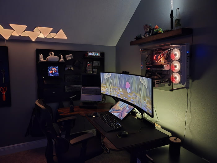 WFH/Gaming setup in the new house - 9GAG