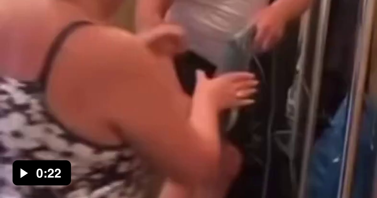 Domestic prank - 9GAG