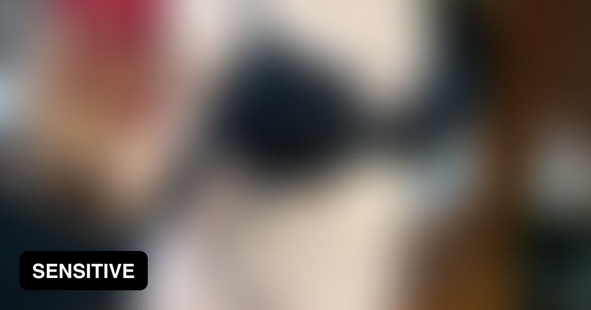 Alt girls give better tit jobs - 9GAG