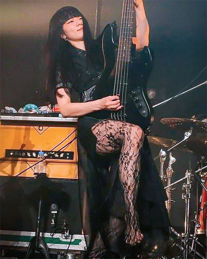 Misa / Band-Maid - 9GAG