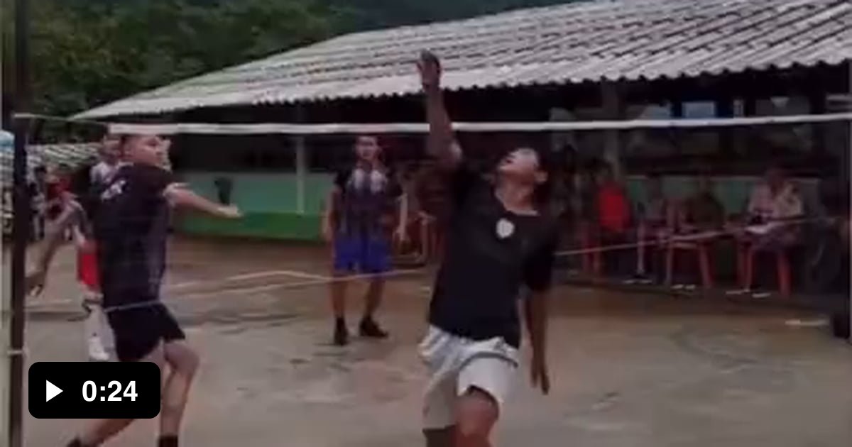 The only music that should cover this video ever - 9GAG