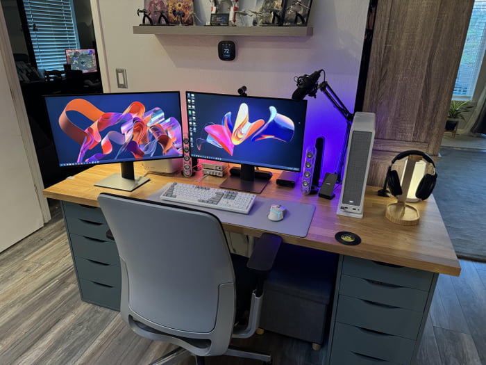 SFF Gaming PC & Mac Setup - 9GAG