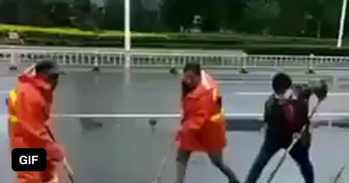 .Puddle Pushers. - 9GAG