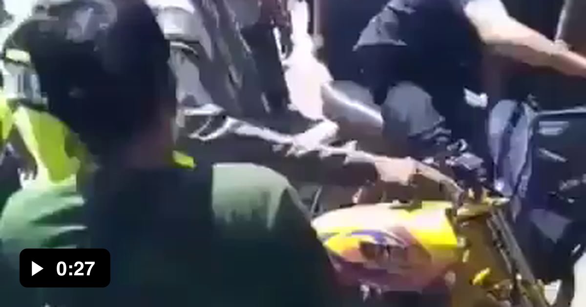 The proper response to the one who makes noise - 9GAG