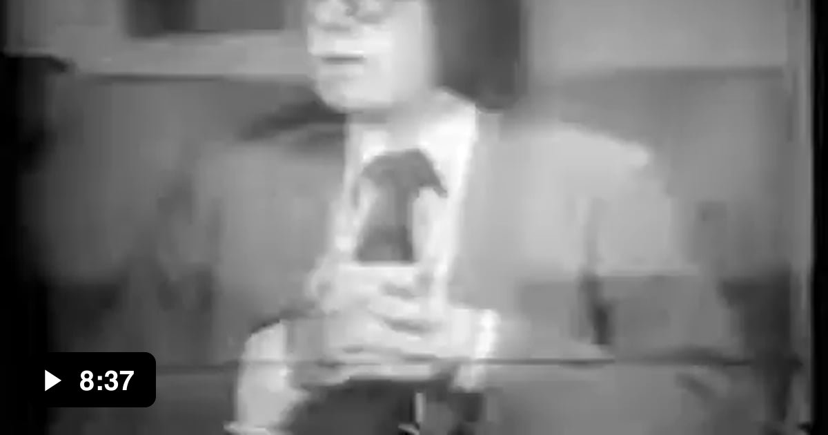 Sir Christopher Lee discusses Black Magic in 1975 - 9GAG