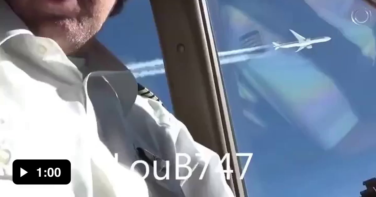 Pilot successfully airdrops pictures of Singapore Airliner to the ...