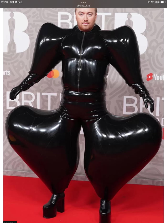 Sam Smith in.... whatever the hell this is - 9GAG
