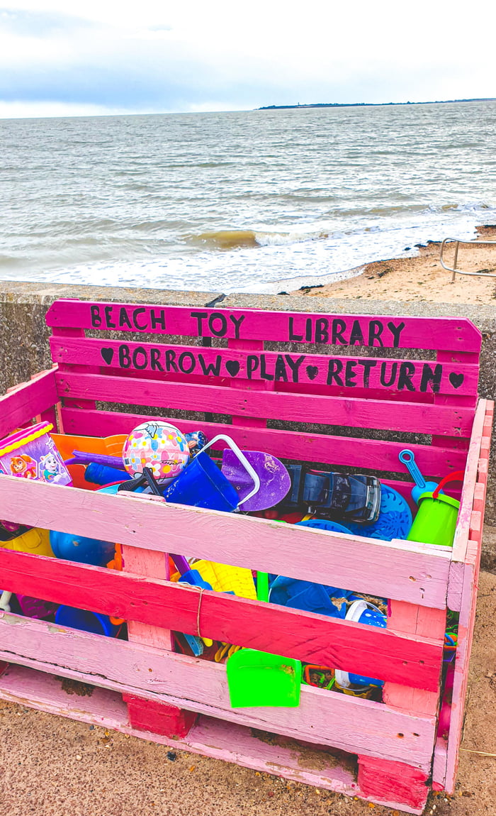 Beach Toy Library in Essex - 9GAG