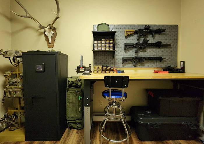 Finally have a simple gear room - 9GAG