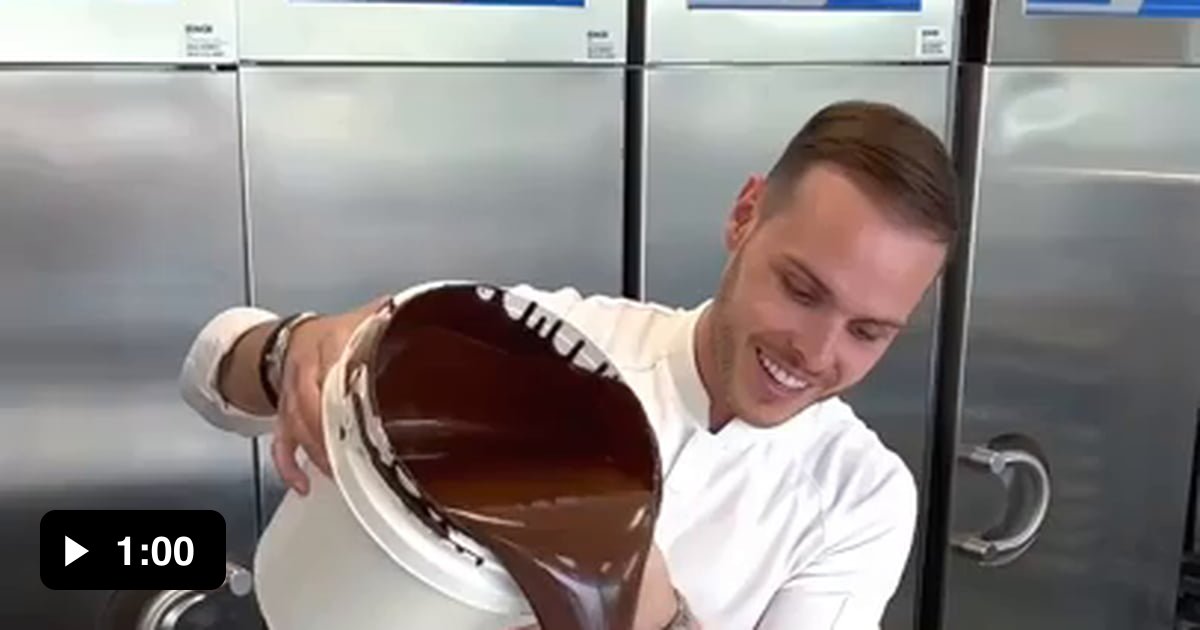 The chocolate guy making a chocodile - 9GAG