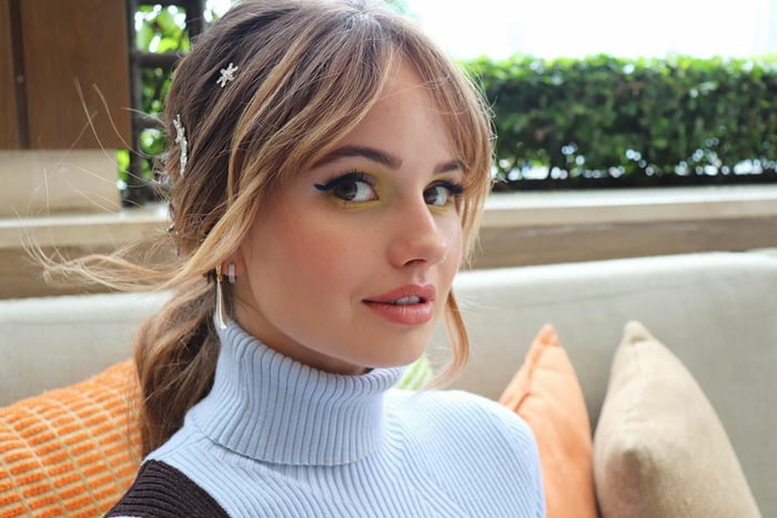 Debby Ryan is beautiful - 9GAG