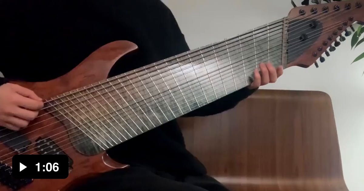 Playing a 14 string guitar - 9GAG