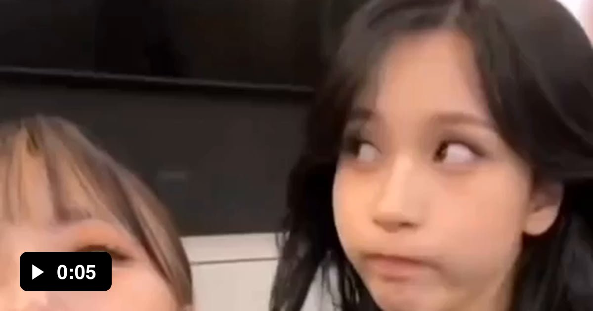 Mina and momo laughing together. So cute 😍 - 9GAG
