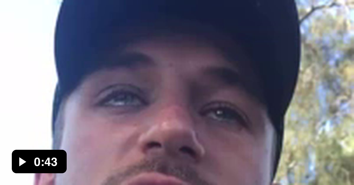 A bit strange innit? - 9GAG