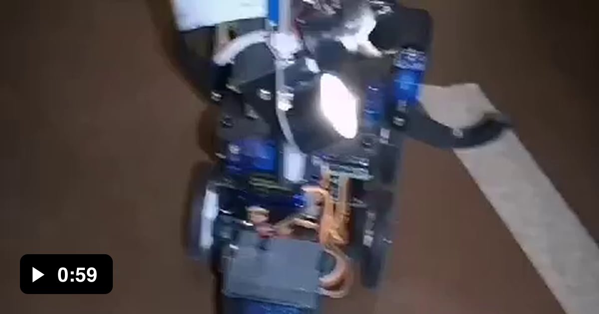 Internet controlled raspberry pi robot solving a 3D puzzle - 9GAG