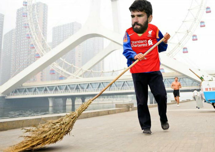 The best "SWEEPER" keeper at the moment - 9GAG