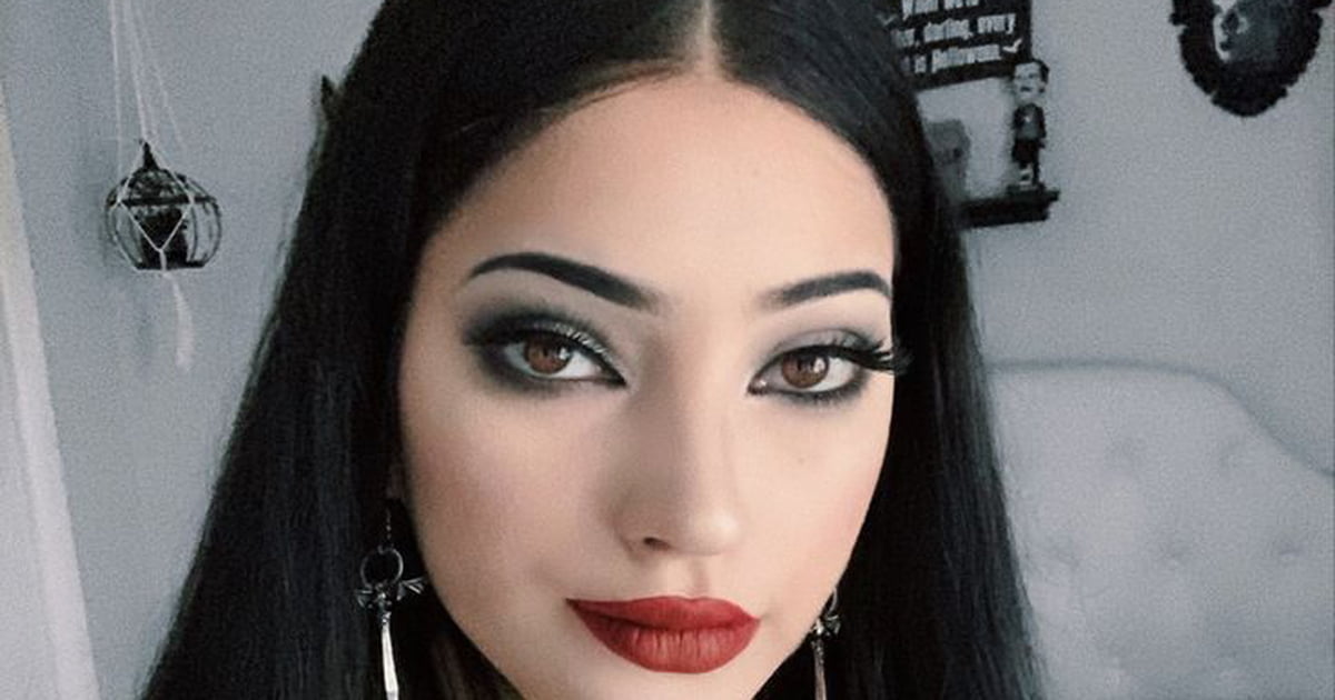 Jewel Sha'ree Eaves - 9GAG