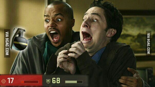 When you have low hp (CS,GO) 😂😂 - 9GAG