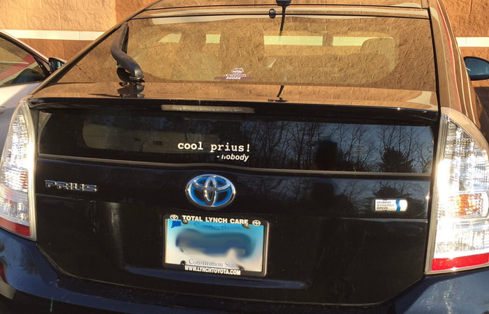 This self-aware Prius driver - 9GAG