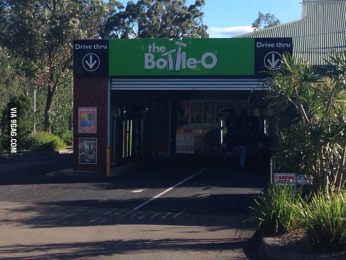 Meanwhile in Australia, an alcohol drive-thru... - 9GAG