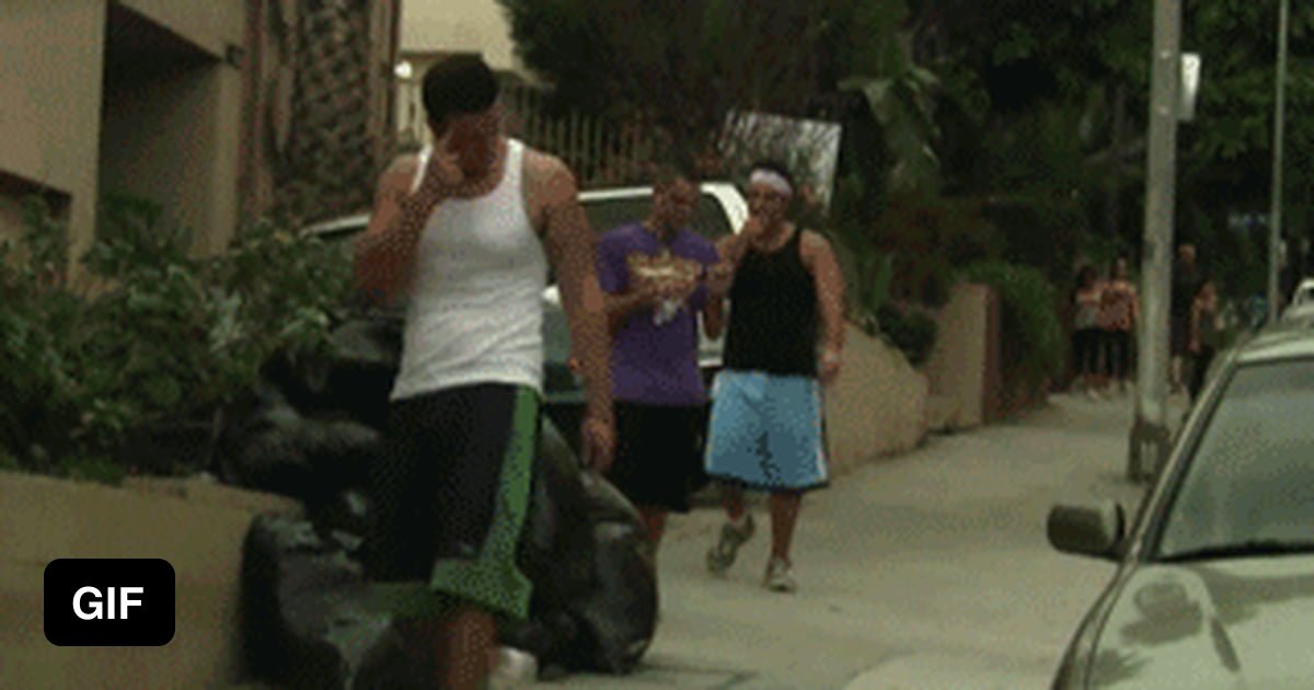 Bin bag breakdance - 9GAG