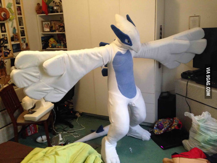 Just finished my Lugia costume in time for Pax East! - 9GAG
