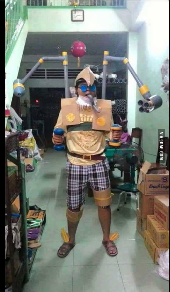 Dota 2 Gamers knows ... poor cosplay - 9GAG