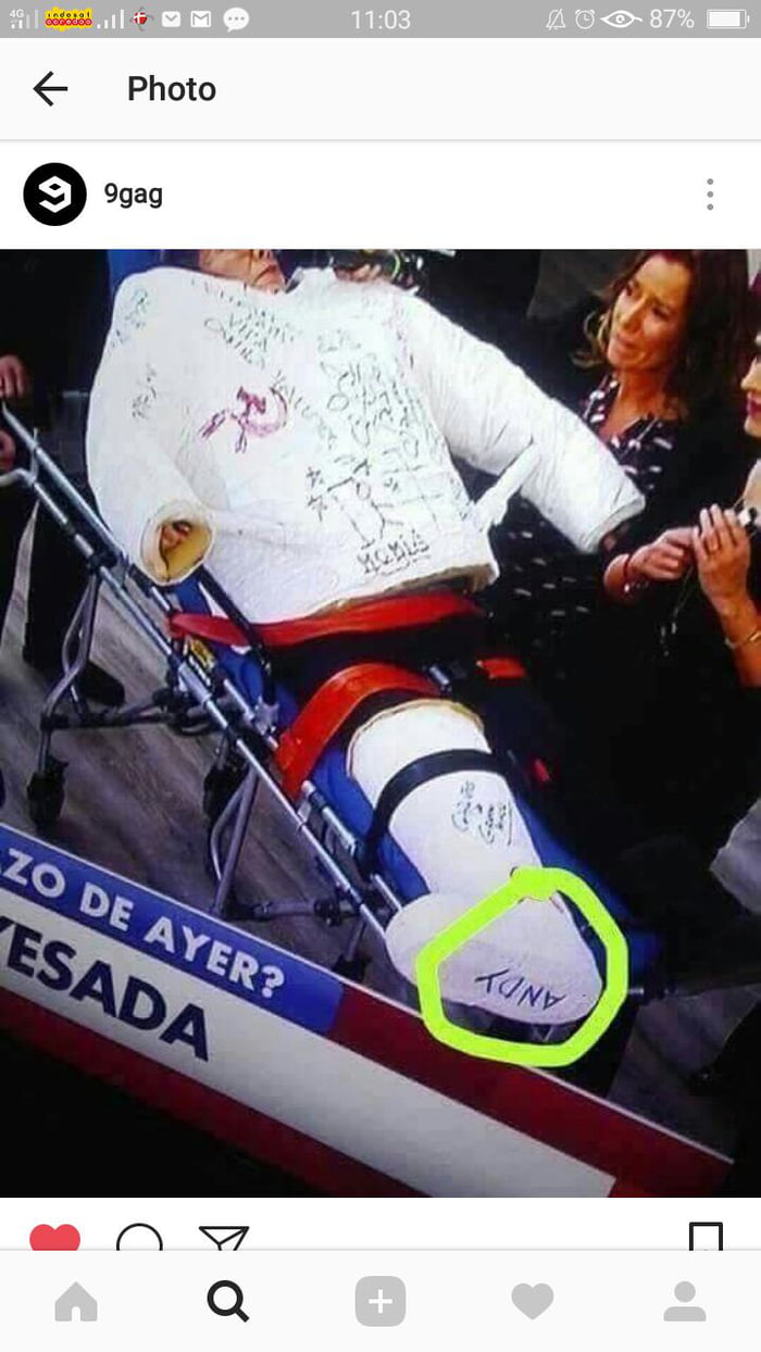 The difference between 9gag in instagram and 9gag in app - 9GAG