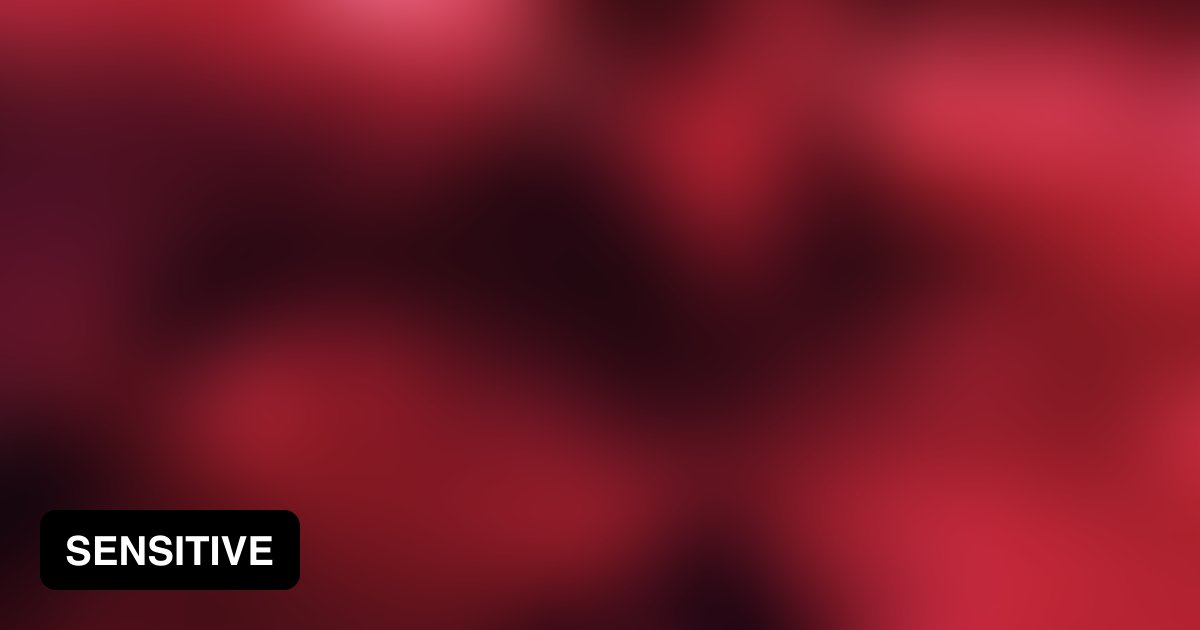 Halsey on stage at a strip club (NSFW) - 9GAG