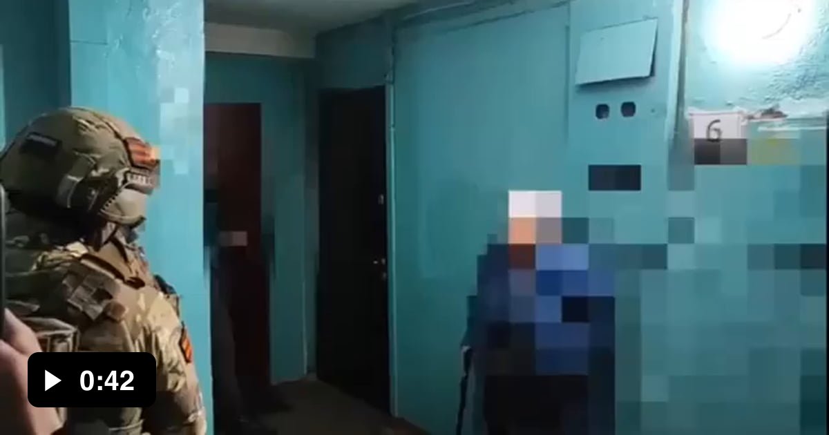 Migrant blogger gets raided by SWAT for his provocative content - 9GAG