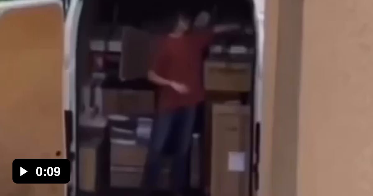 Unloading the van - 9GAG