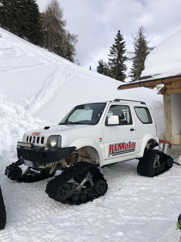 Little snow-jimny - 9GAG