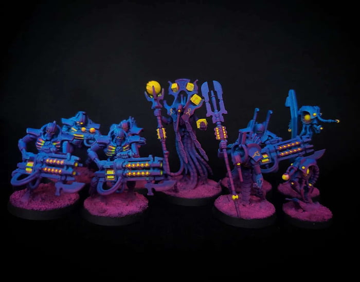 I can hear them now...Synthwave Necrons (My buddy painted them for me ...