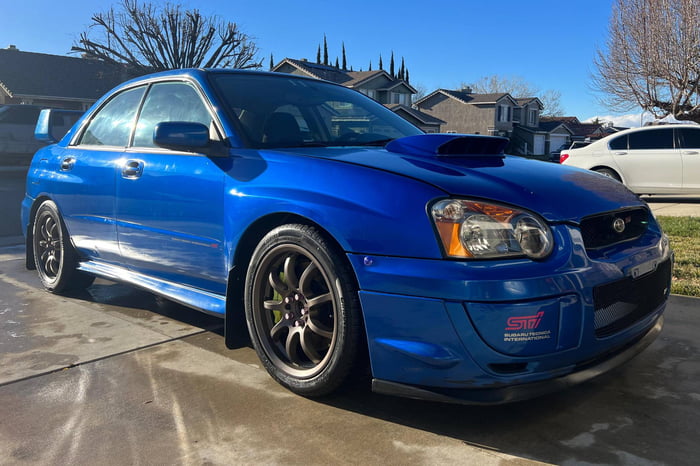 2004 Subaru Impreza WRX STI - 9GAG