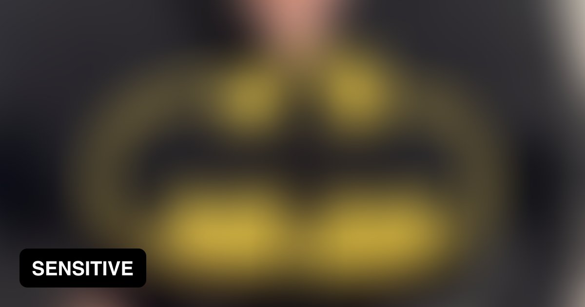 Nana Nana Nana Nana Bat Tits!!! - 9GAG