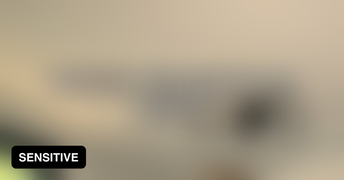 When your doctor has huge cans - 9GAG