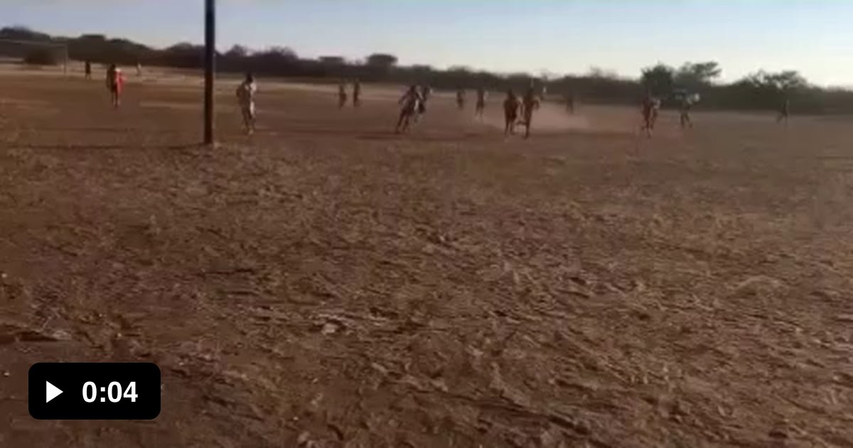 That's the sound I imagine when I hear the word thudding - 9GAG