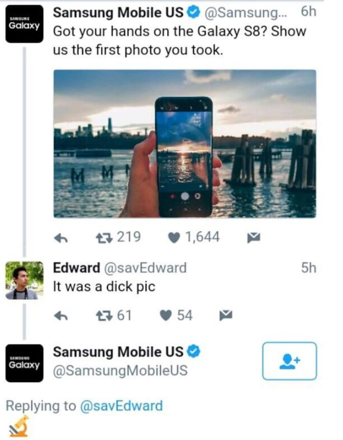 A rarely seen emoji insult - 9GAG