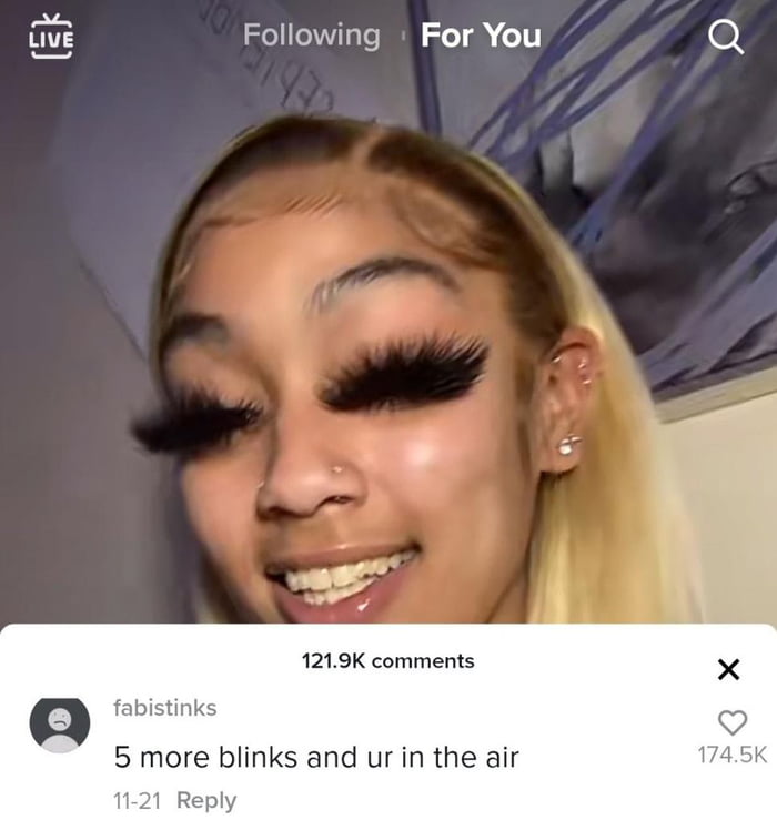 She got the fuzzy caterpillars on 藍 - 9GAG